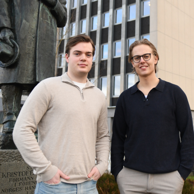 Studiebarometeret: NHH-studentene i Norgestoppen på kunstig intelligens ...